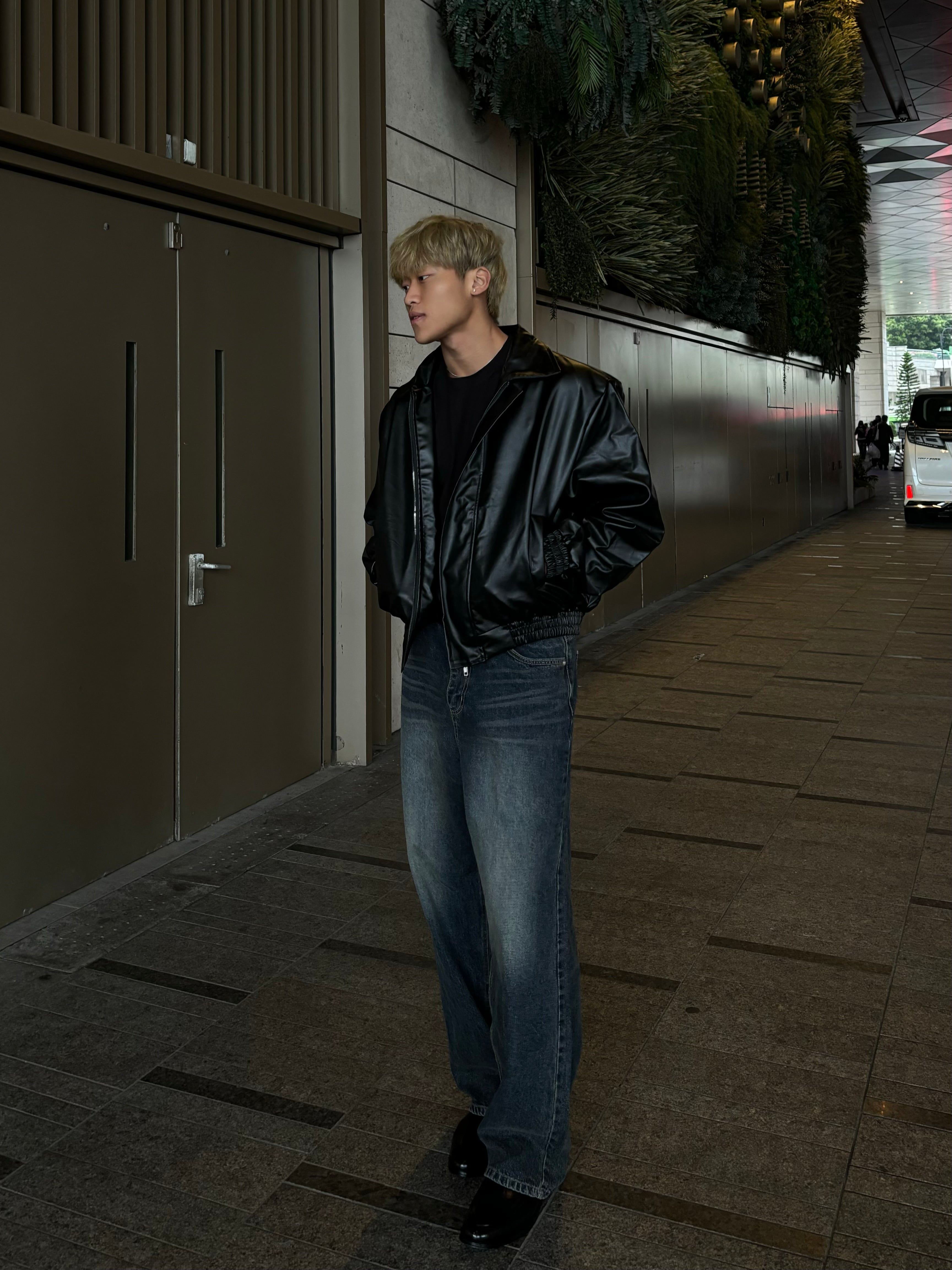 深藍落地牛仔褲 – 179CM.Korea